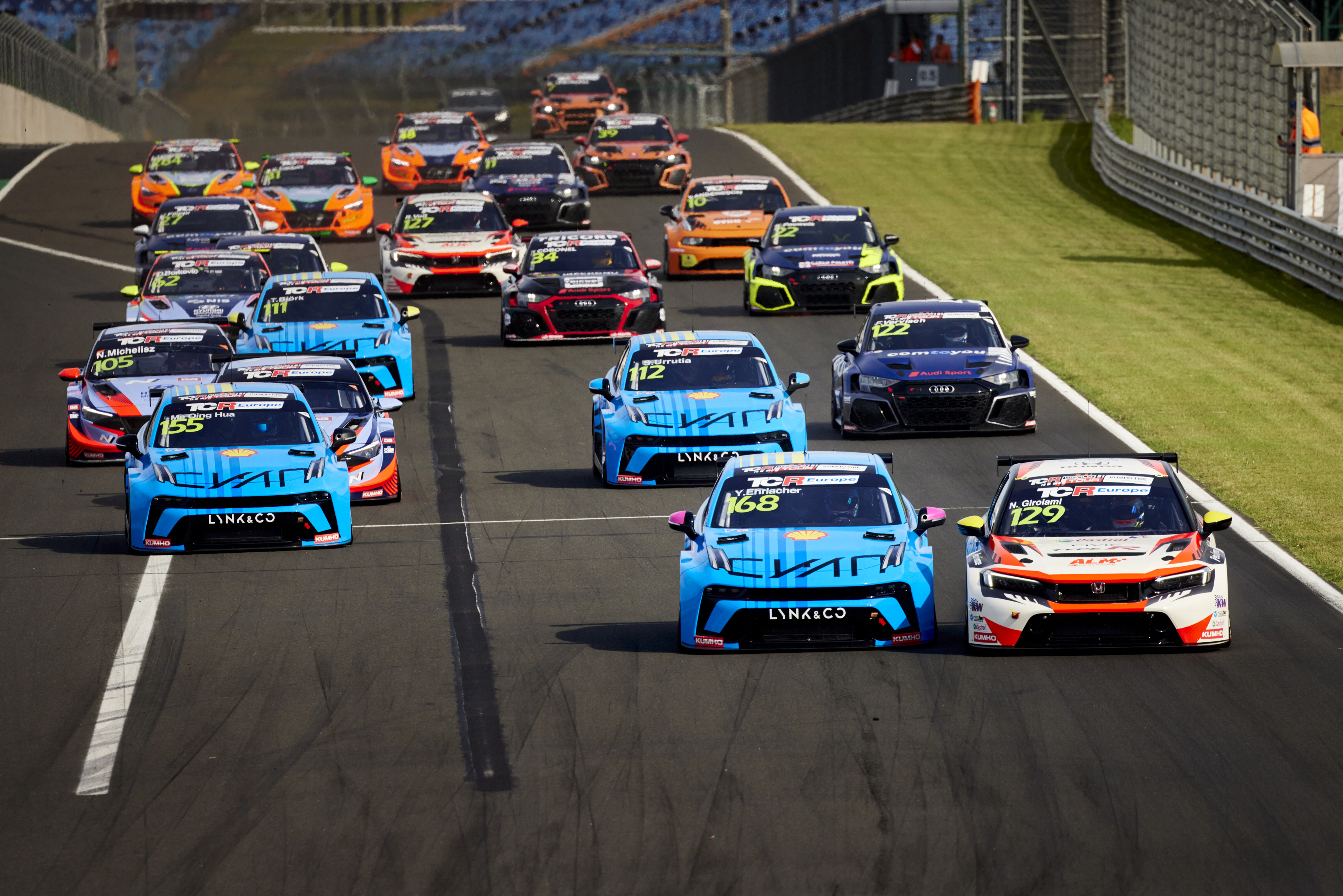 Lynk & Co Cyan Racing claims double TCR World Tour lead with twin ...
