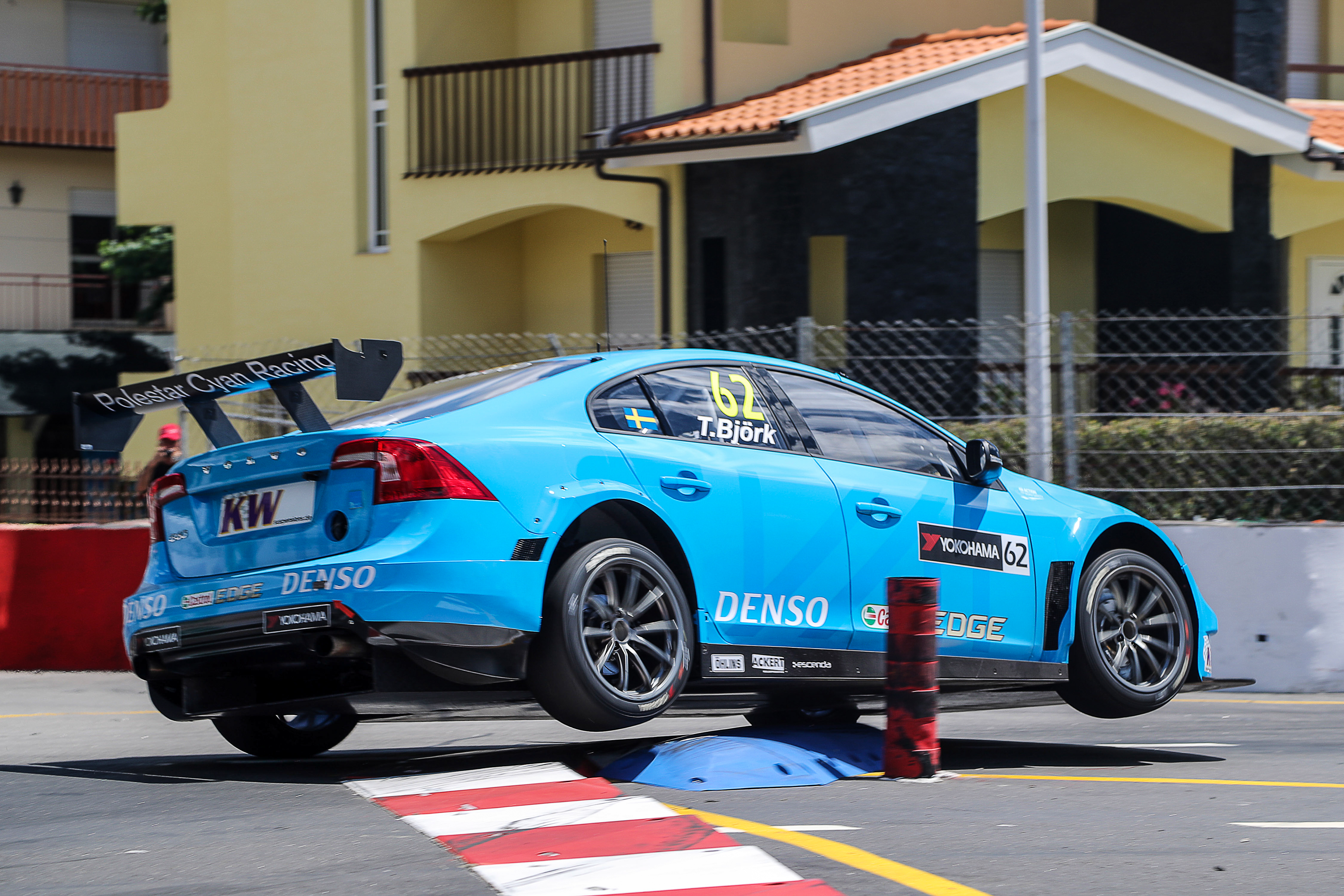 Back into the points for Polestar Cyan Racing in Vila Real street races ...