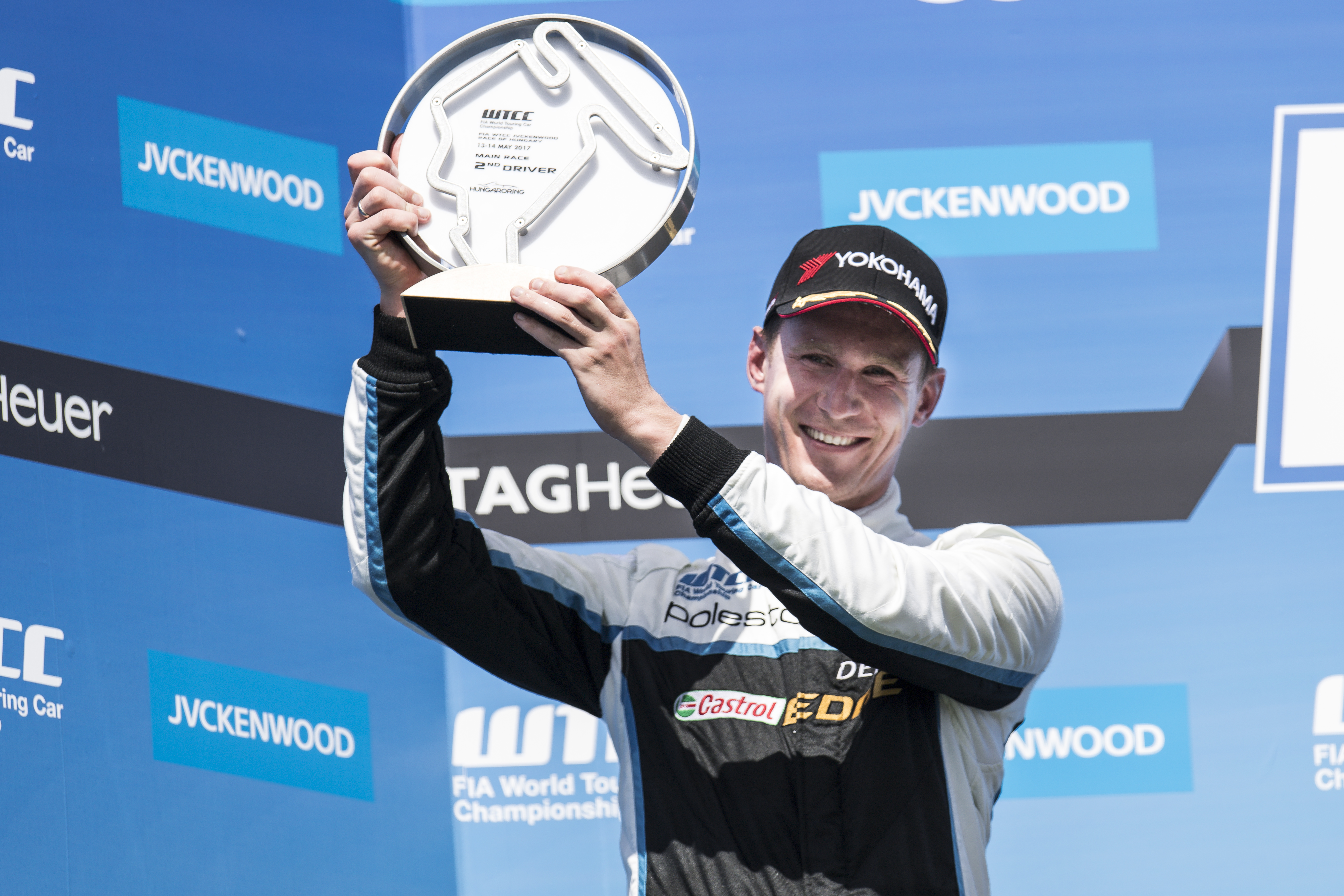 Prince Carl Philip joined by WTCC star in penultimate Swedish GT race ...