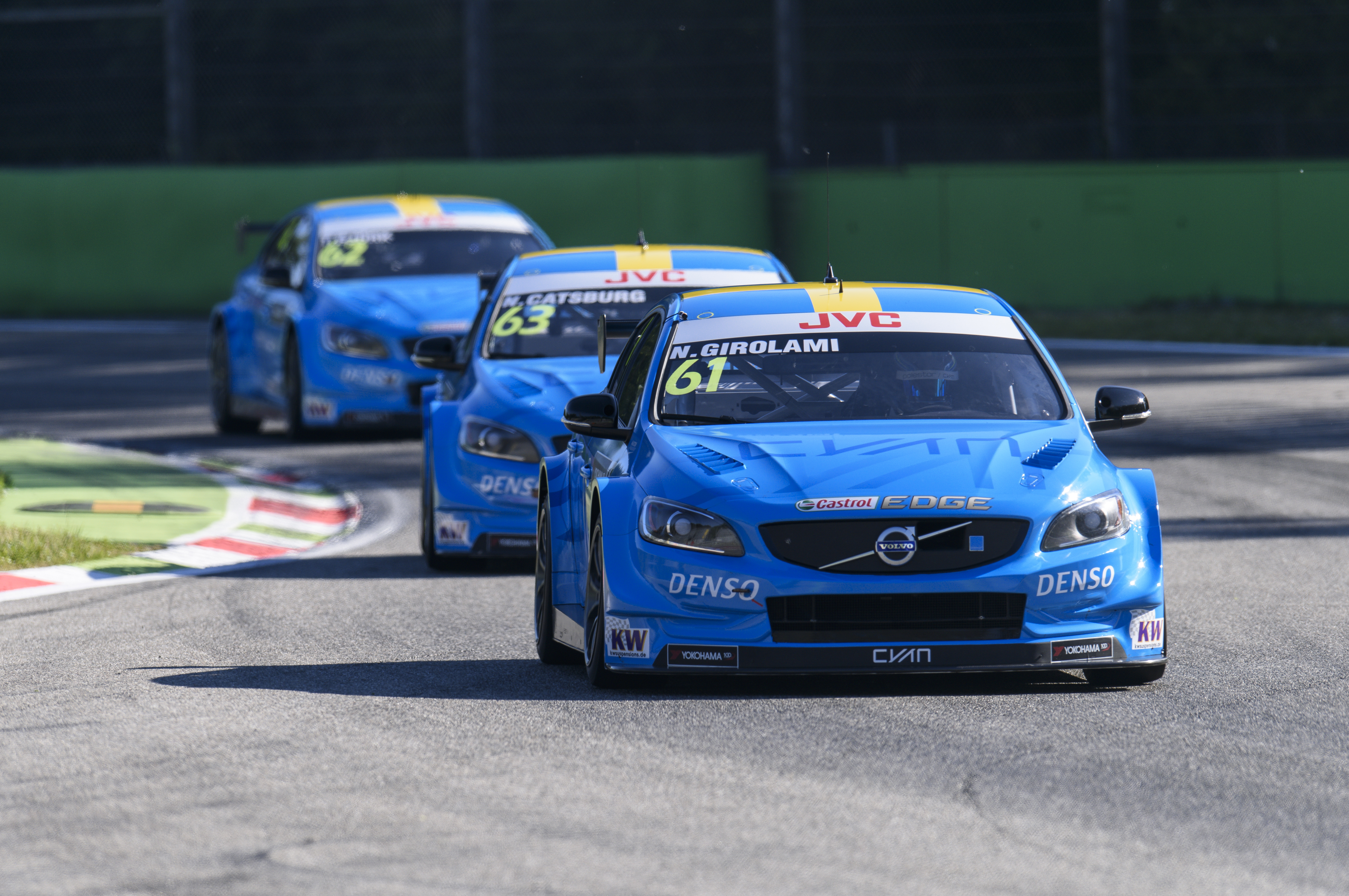 Polestar Cyan Racing aim for double World Championship lead as the WTCC ...